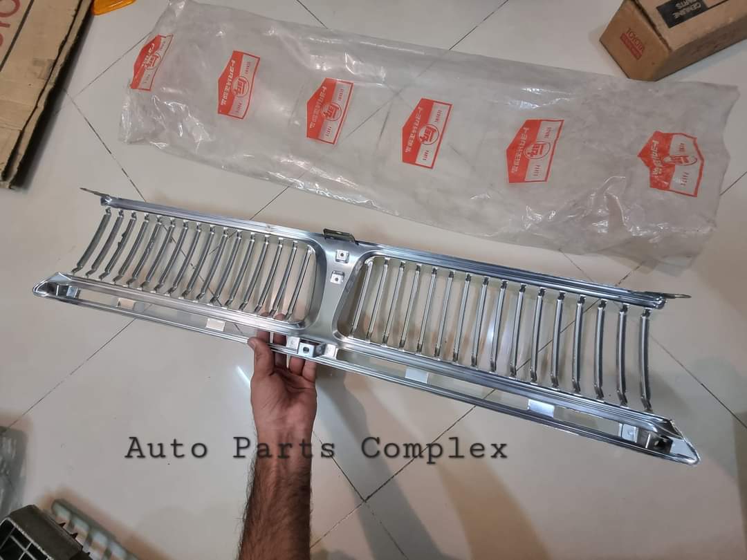 Ke10 ke1# corolla NOS front radiator grille - Autoparts Complex