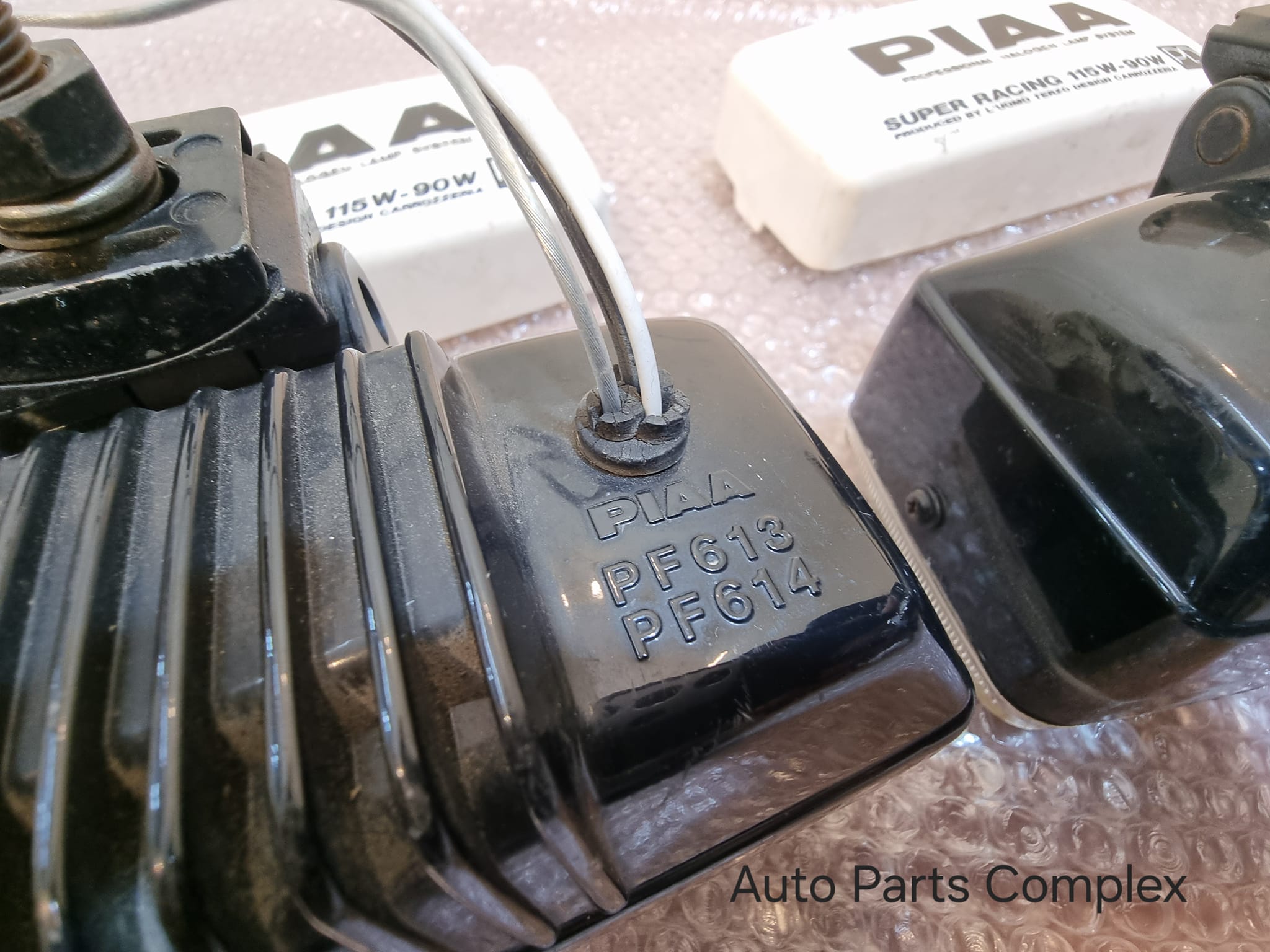 PIAA Super racing Old school Fog lamps with covers - Autoparts Complex
