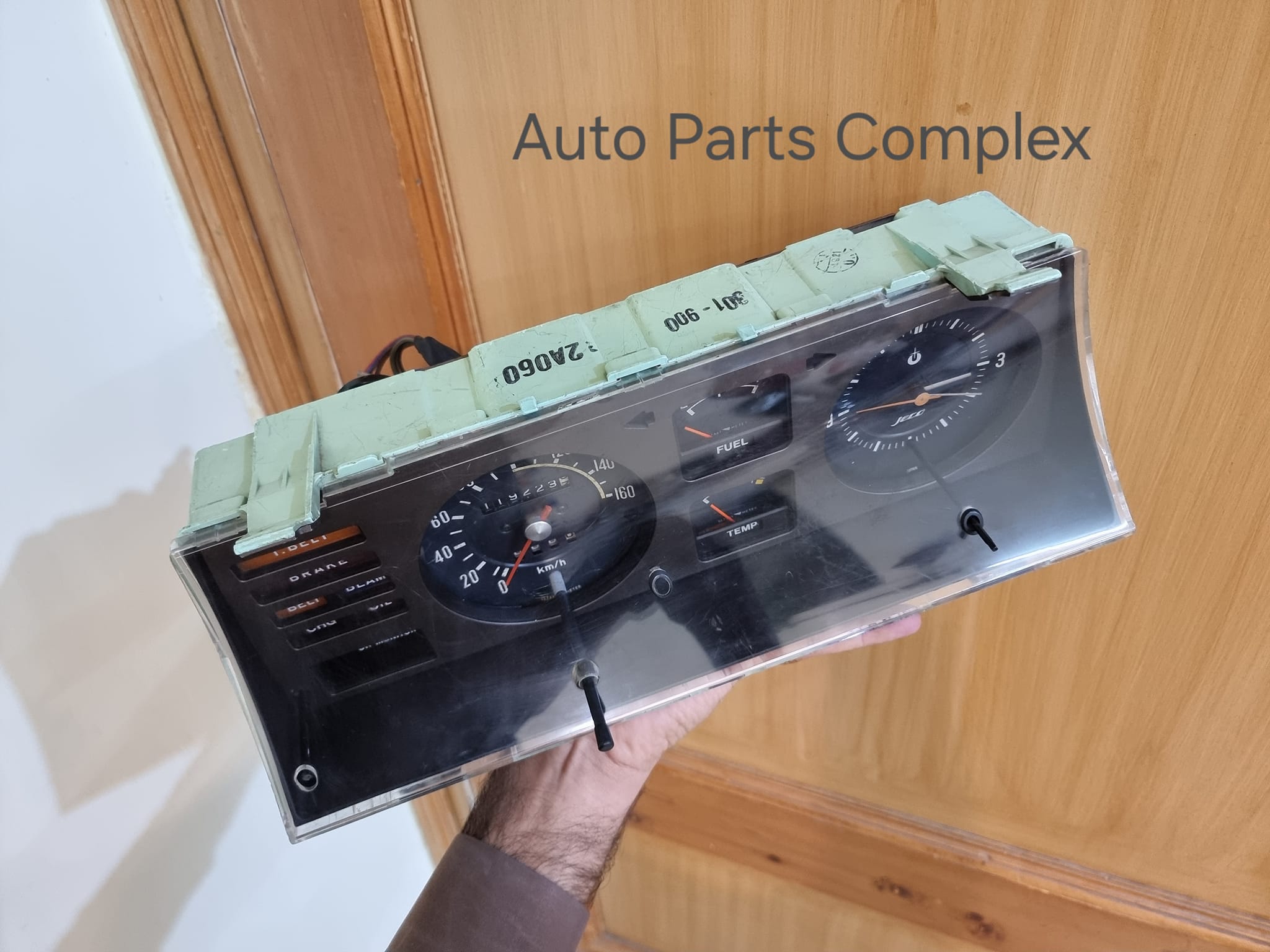 Cressida 1976 - 1980 RHD dash cluster - Autoparts Complex