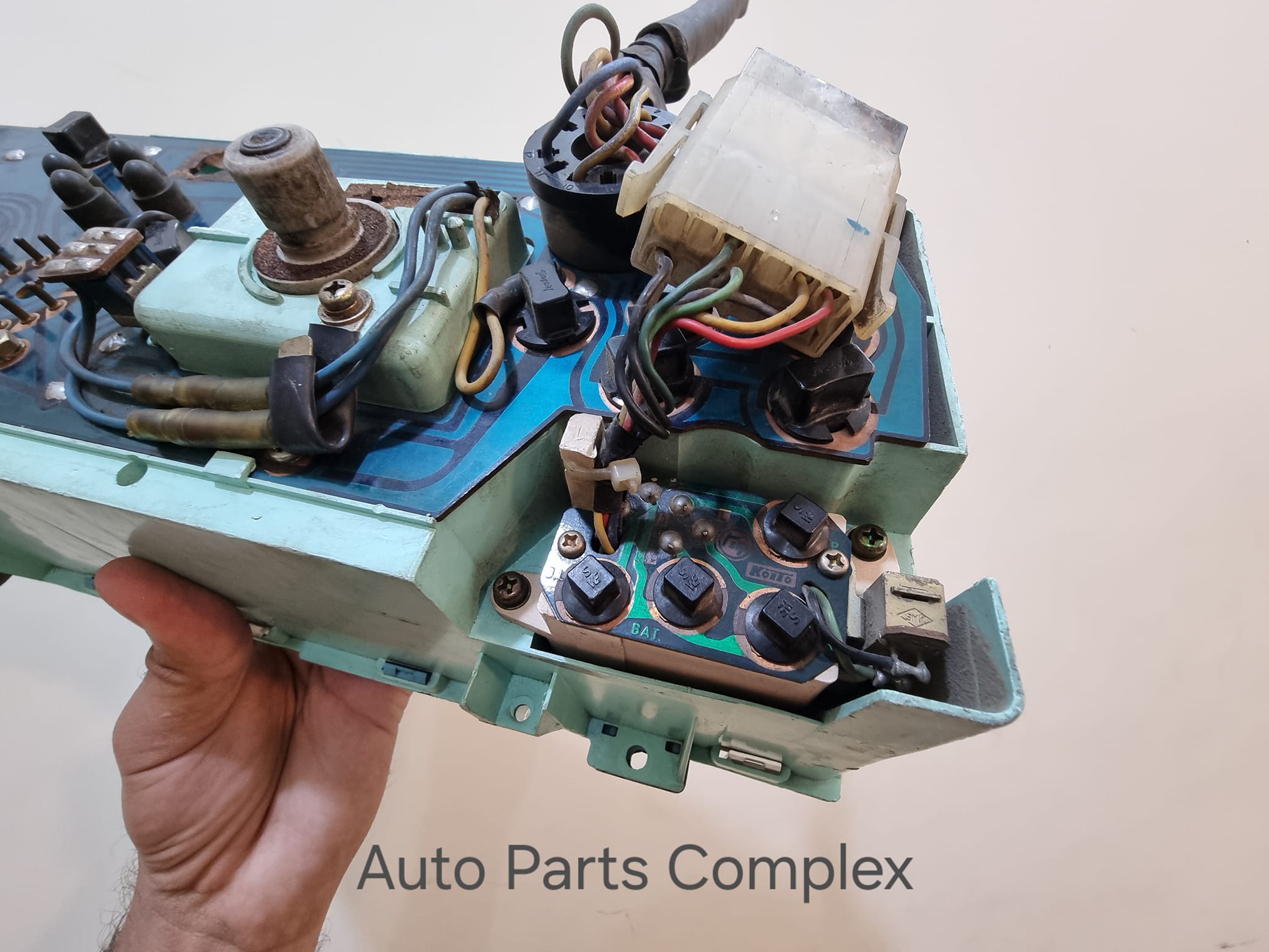 Cressida 1976 - 1980 RHD dash cluster - Autoparts Complex