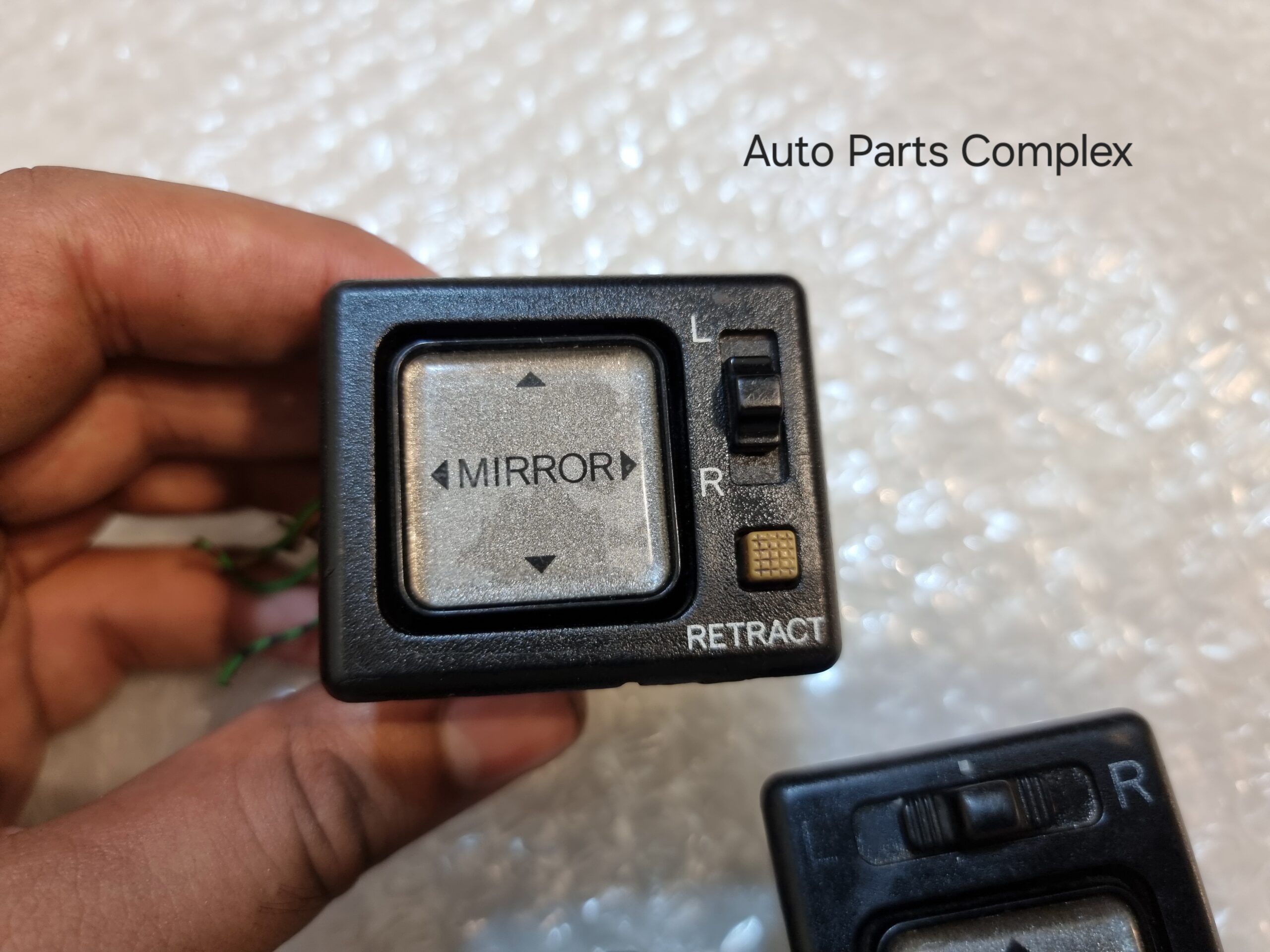Toyota 1980s 1990s door mirrors switch with retract option - Autoparts ...