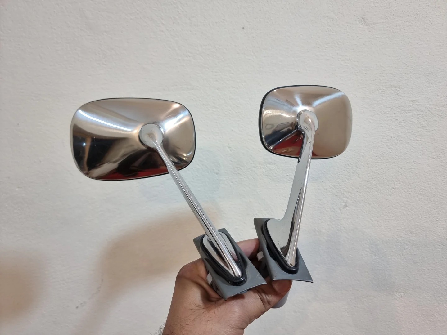 NOS OEM Toyota Old school fender mirrors 1960s 70s - Autoparts Complex