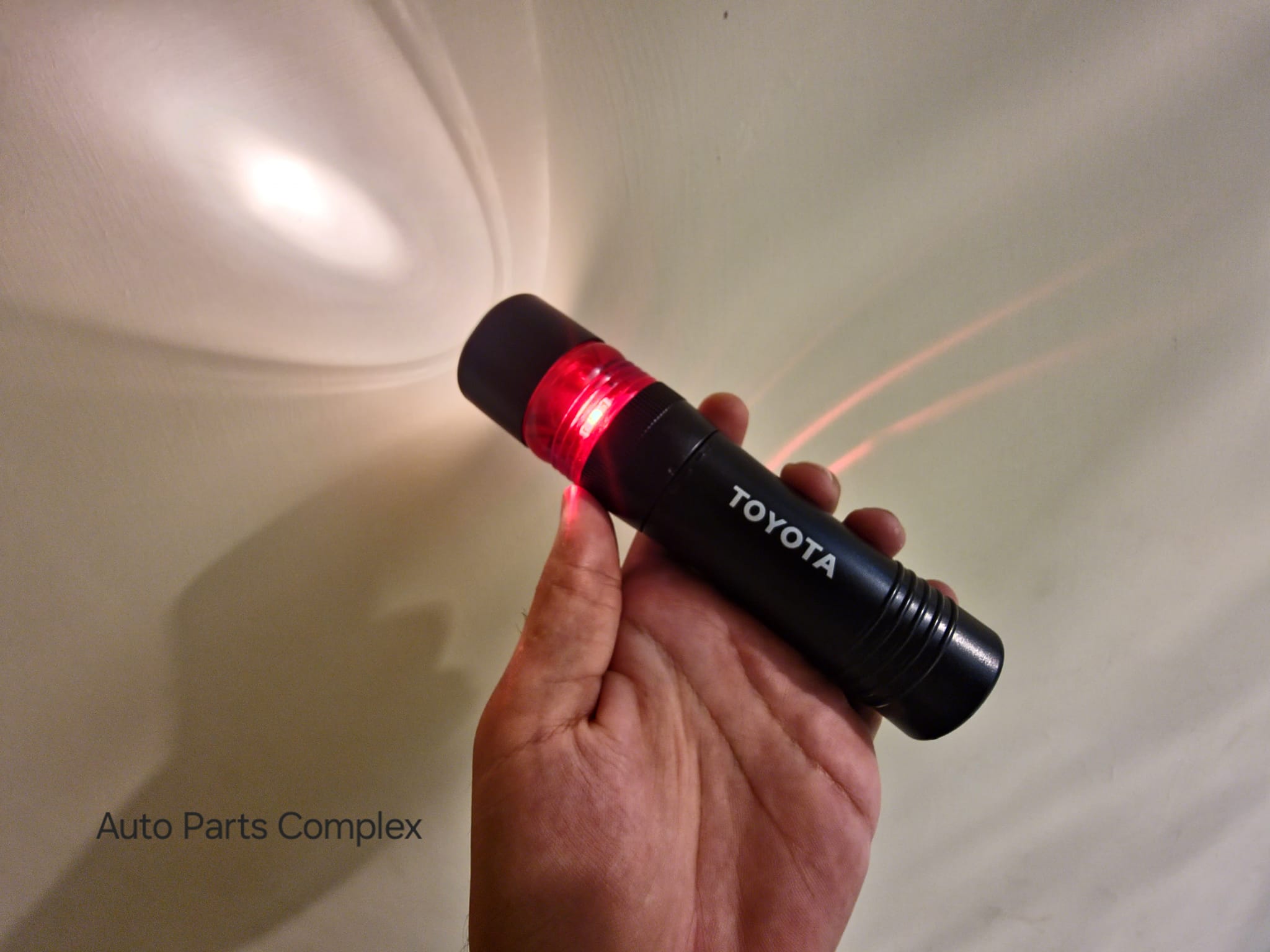 OEM Toyota emergency signal torch (Black) - Autoparts Complex