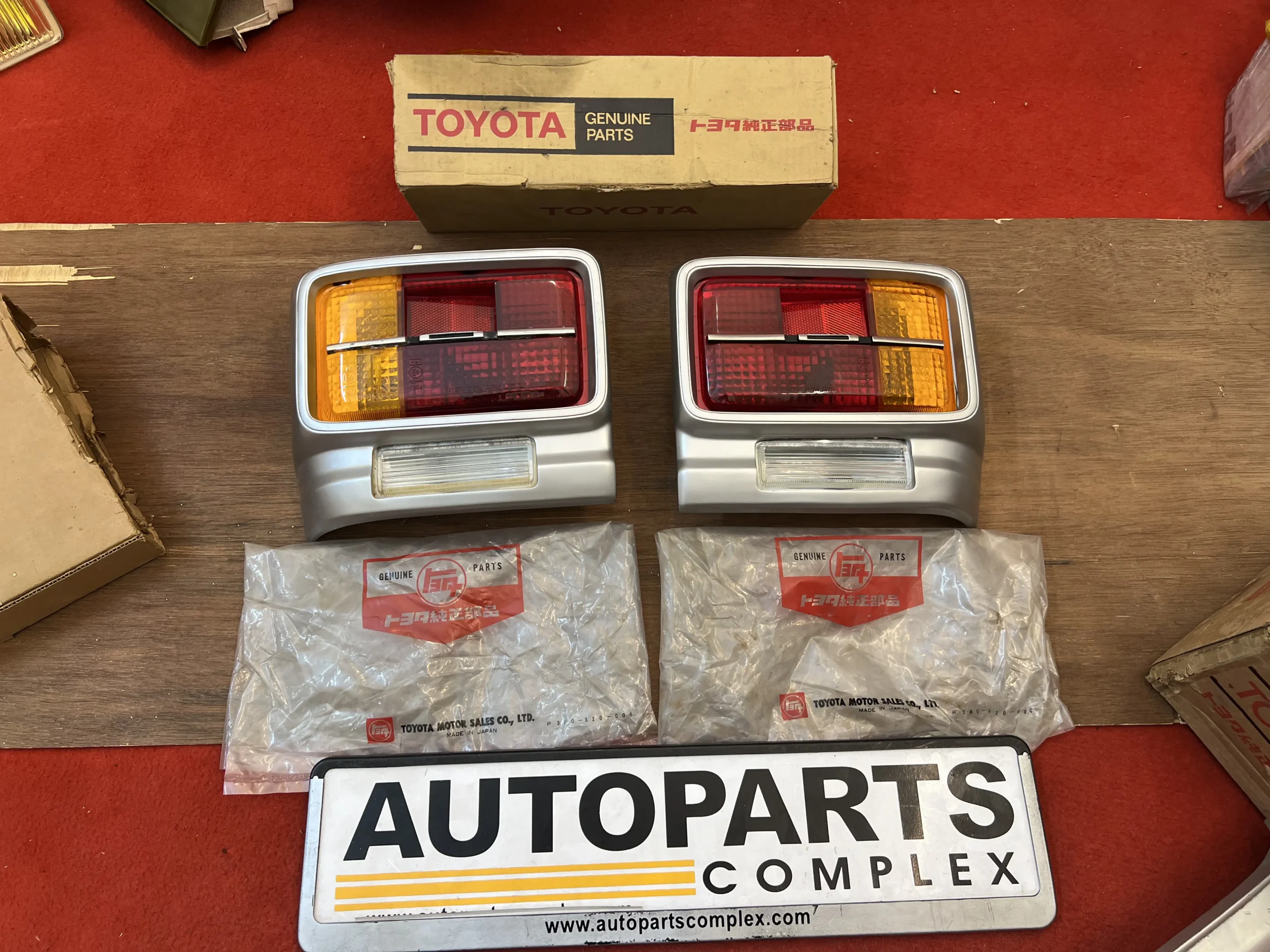 Corolla 1971 1972 KE20 TE21 NOS OEM tail lights - Autoparts Complex
